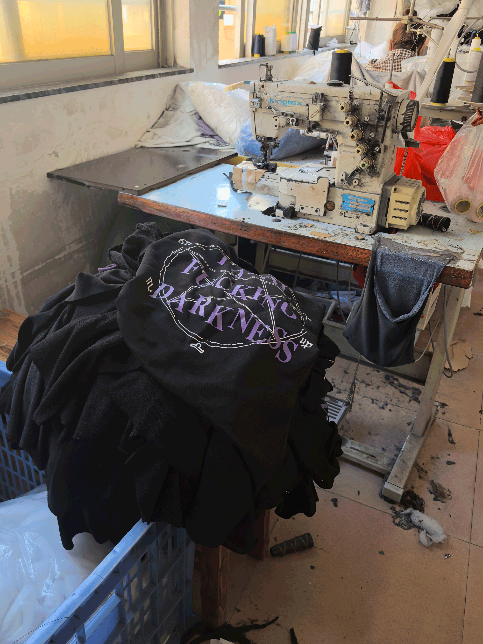 VTM AW16 Runway 11-Inch Gun Club Jacket – TFD Reversible Zip-Up ...